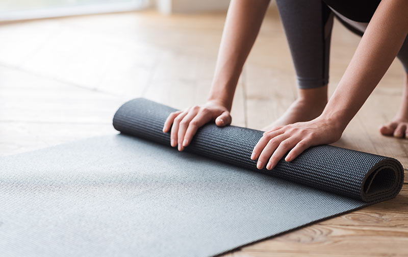 Cómo hacer una rutina de entrenamiento para principiantes - Akros